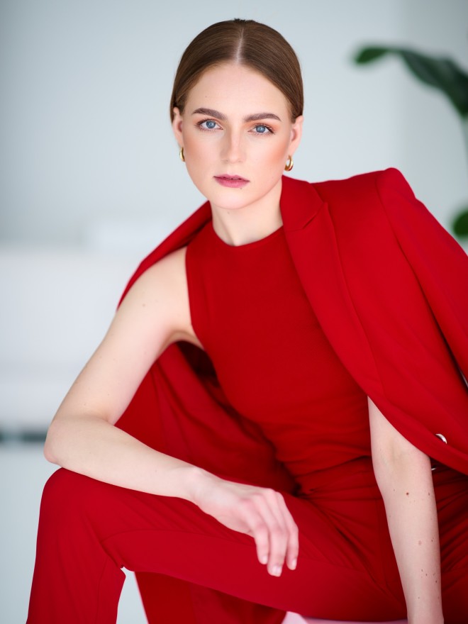 SHOWCAST Model Agency [Women - Female Models]