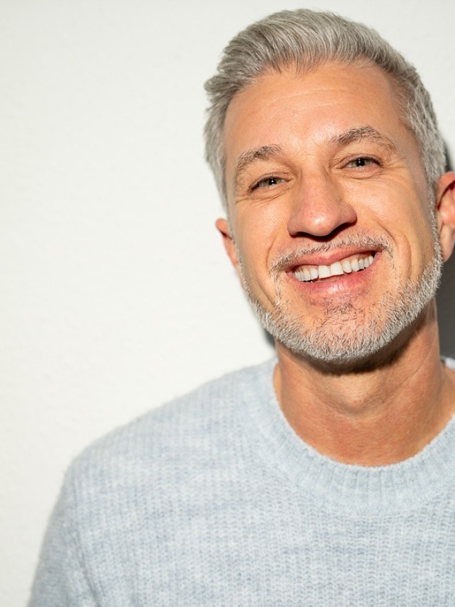 SHOWCAST Model Agency [Silver Models]