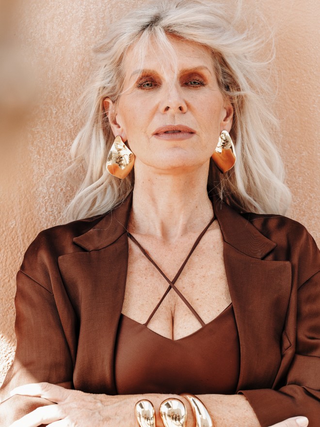 SHOWCAST Model Agency [Silver Models]