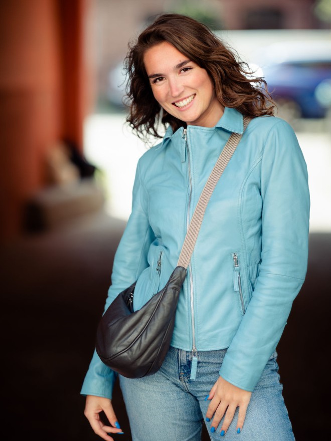 SHOWCAST Model Agency [Women - Female Models]