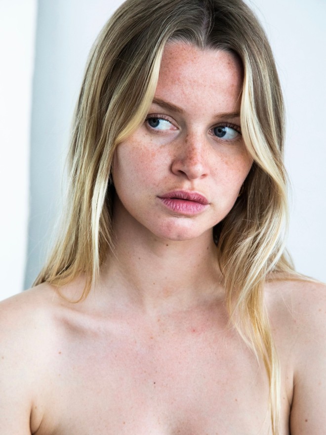 SHOWCAST Model Agency [Women - Female Models]