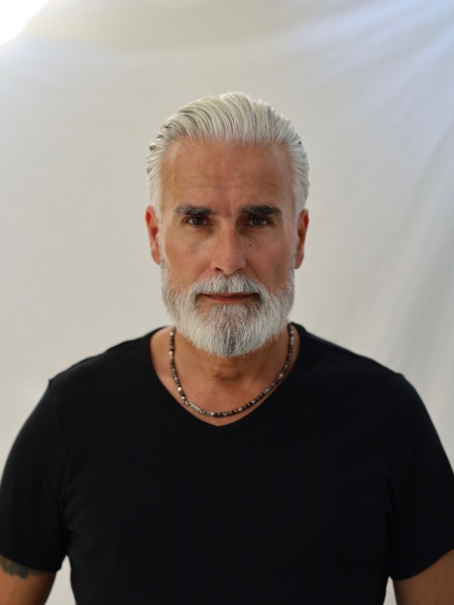 SHOWCAST Model Agency [Silver Models]