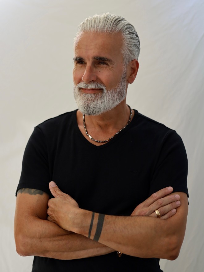 SHOWCAST Model Agency [Silver Models]