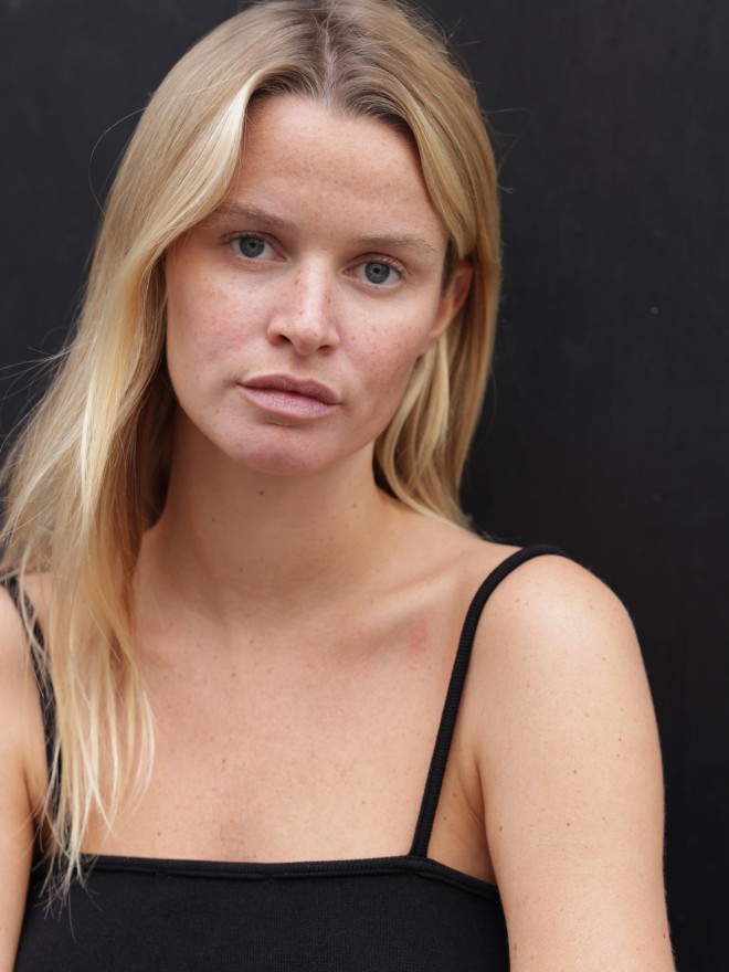 SHOWCAST Model Agency [Women - Female Models]